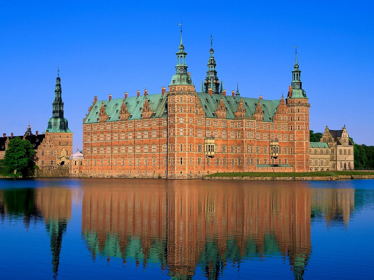 Frederiksborgs slott bakgrundsbilder HD 🔥 Ladda Ner Gratis